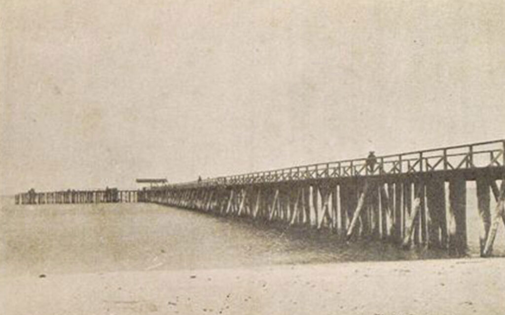 City of Naples Pier Webcam