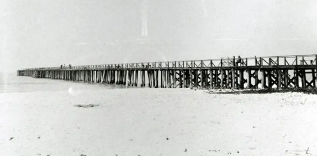 City of Naples Pier Webcam